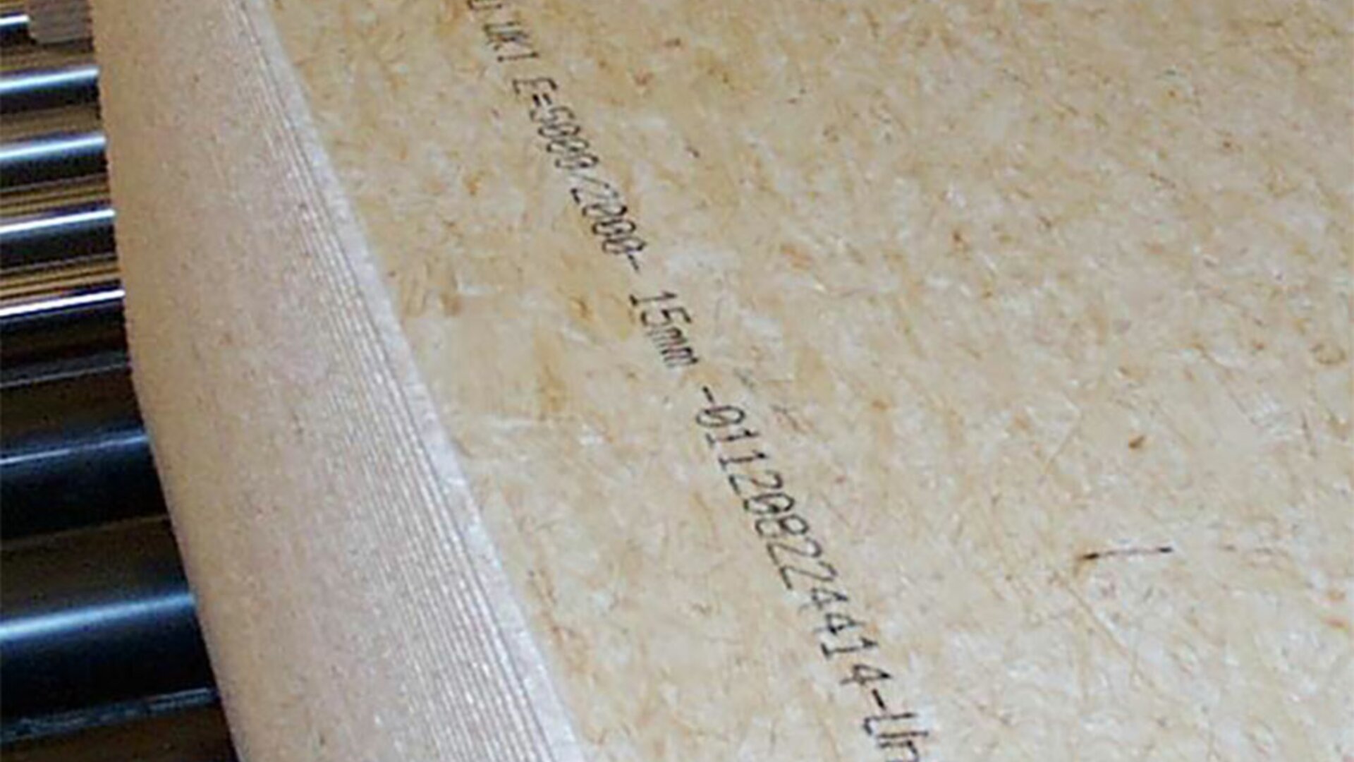 Wood labeling for the wood industry