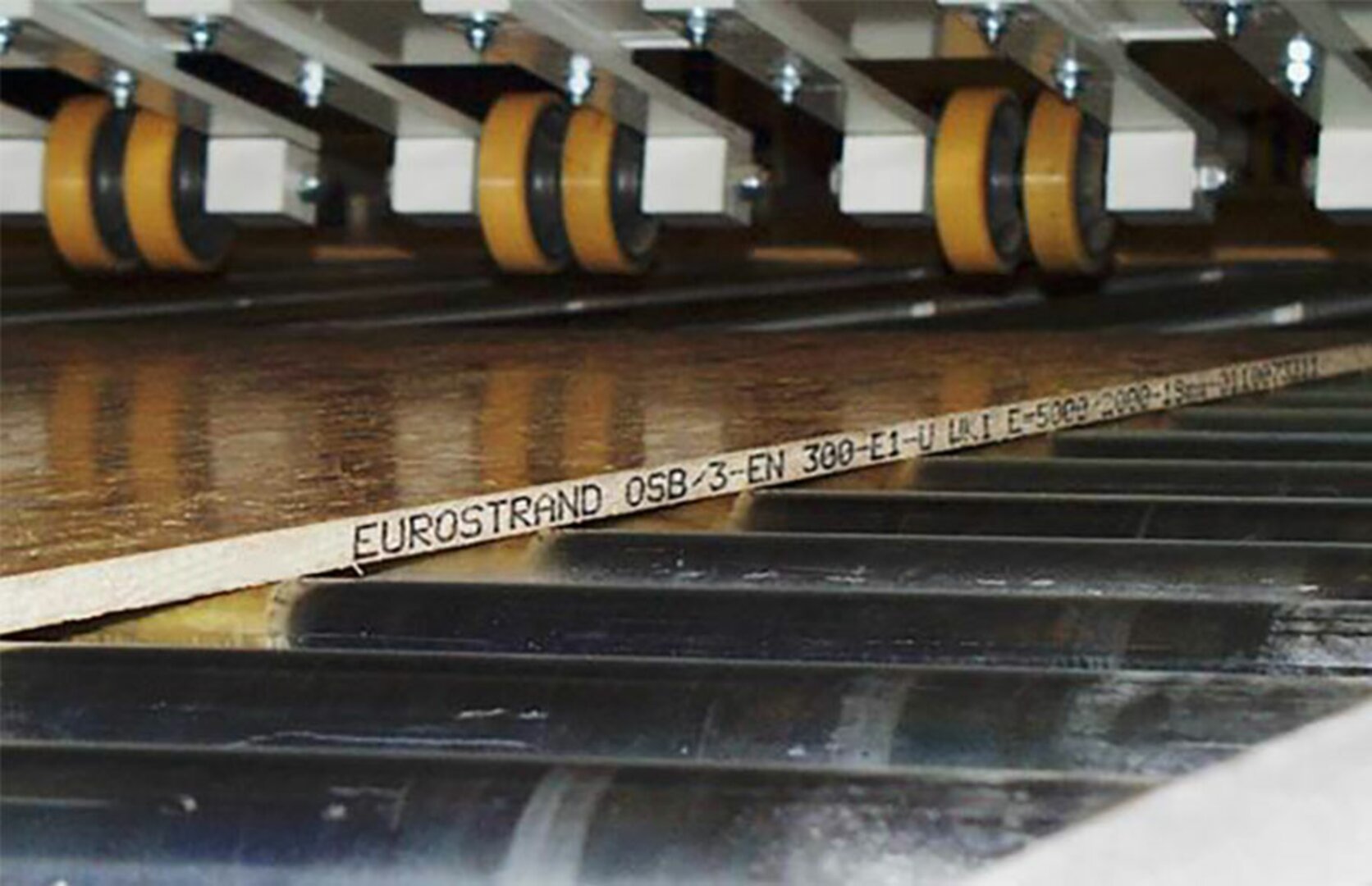 Wood labeling for the wood industry