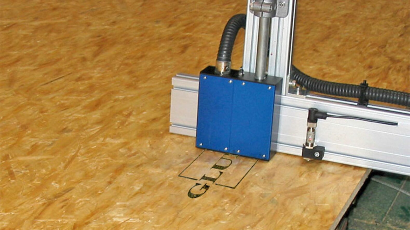 Wood labeling for the wood industry