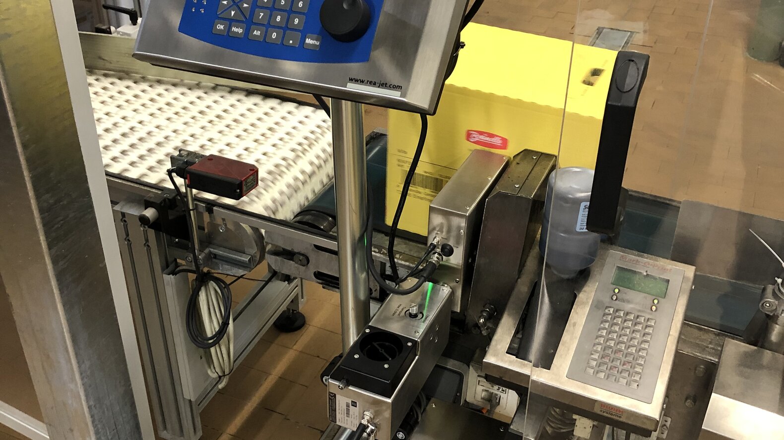 Direct cardboard marking