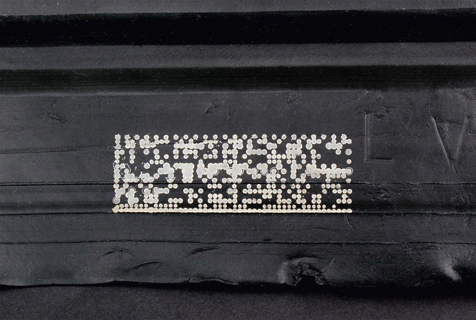 Automotive industry - marking, labeling and verifying vehicle components