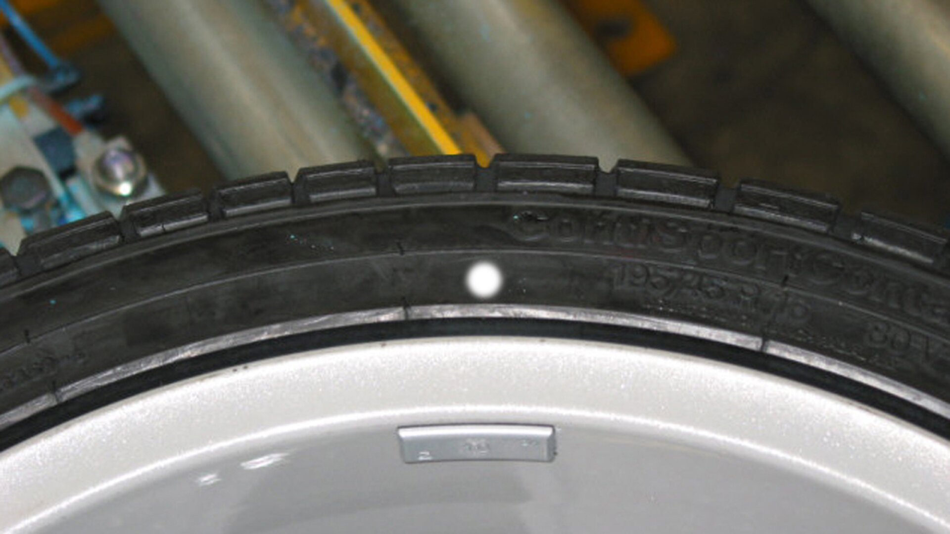 Automotive industry - marking, labeling and verifying vehicle components