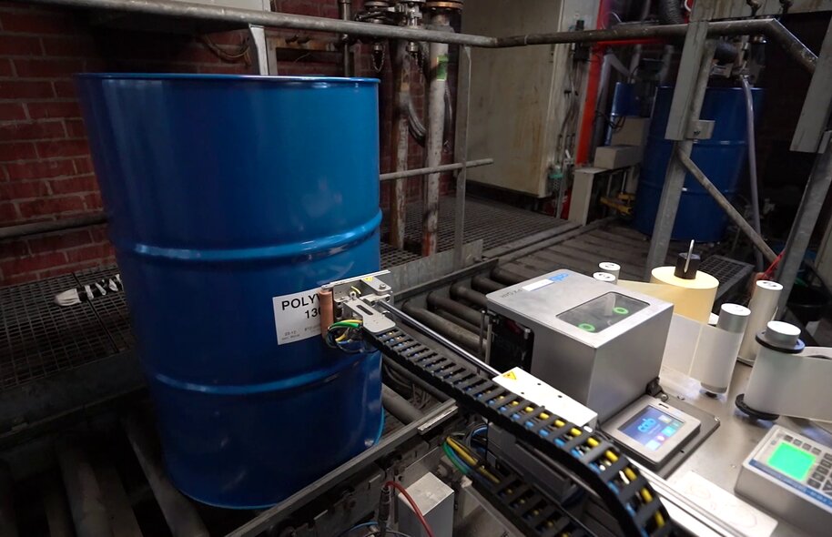 Marking, labeling and verifying chemical products