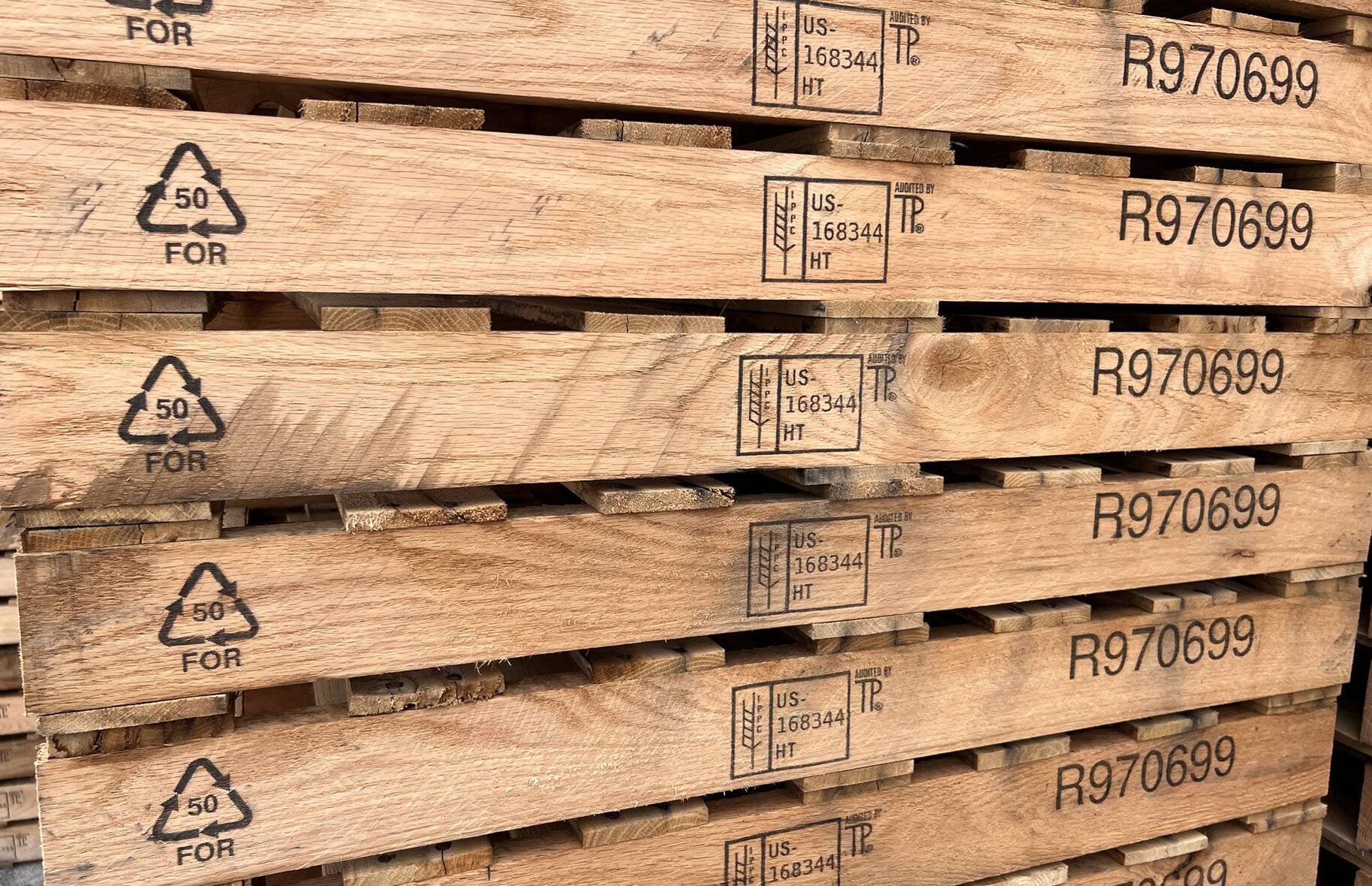Wood labeling for the wood industry