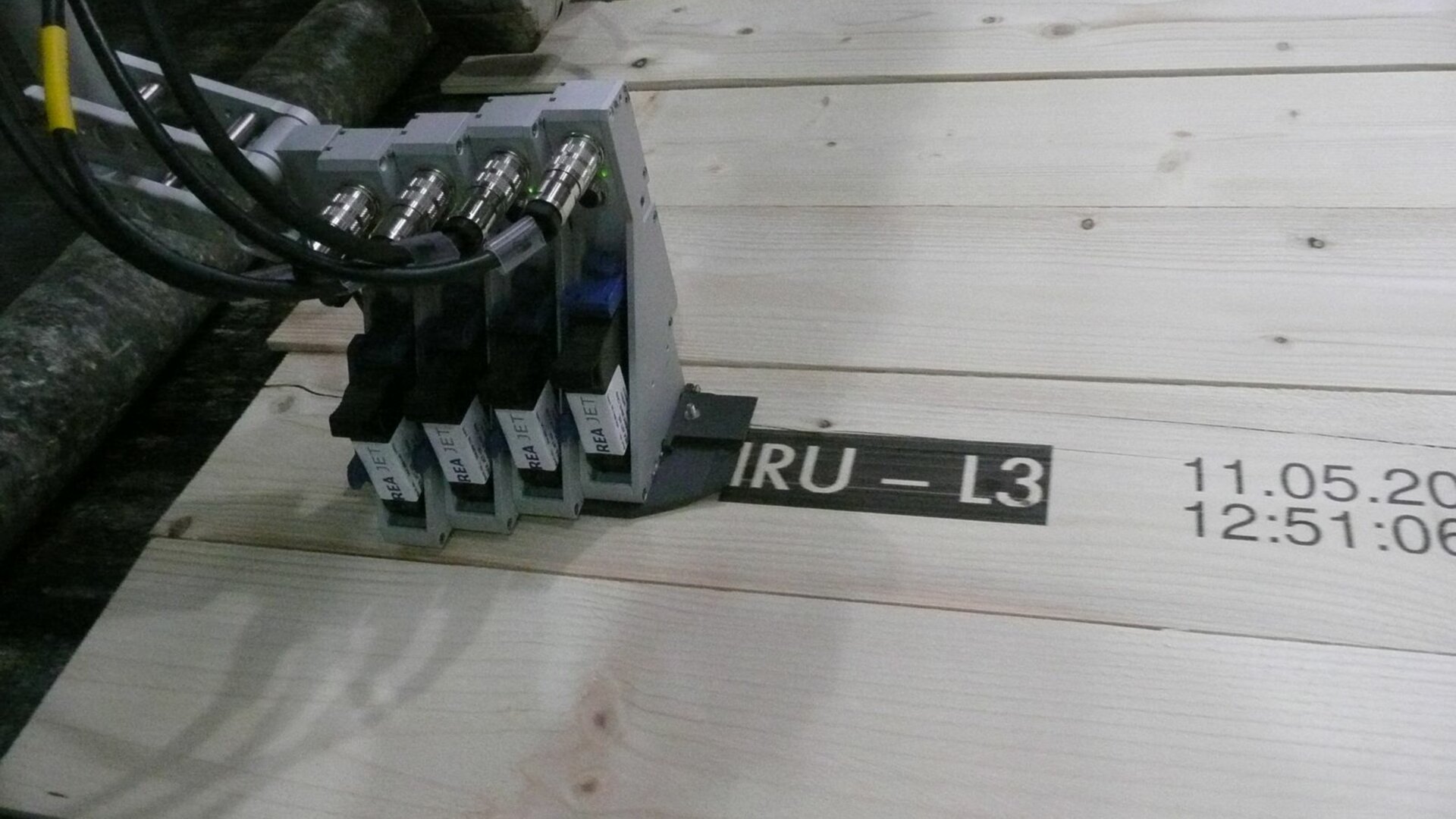 Wood labeling for the wood industry