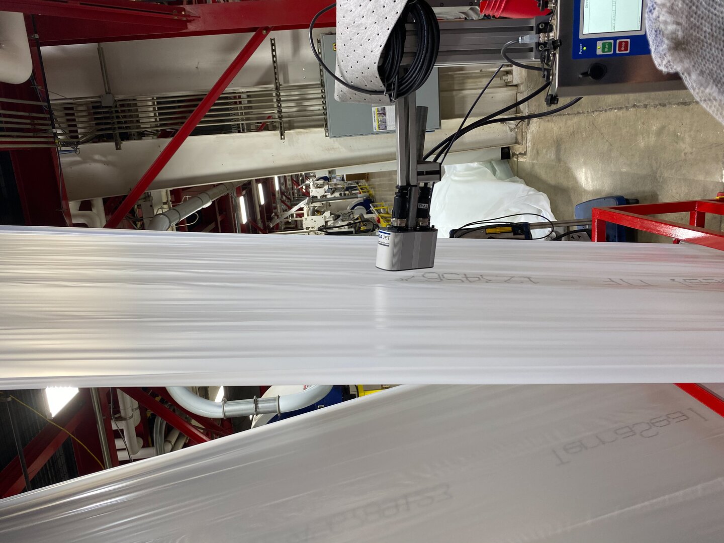 Plastics industry - Safely marking, labeling and verifying plastics