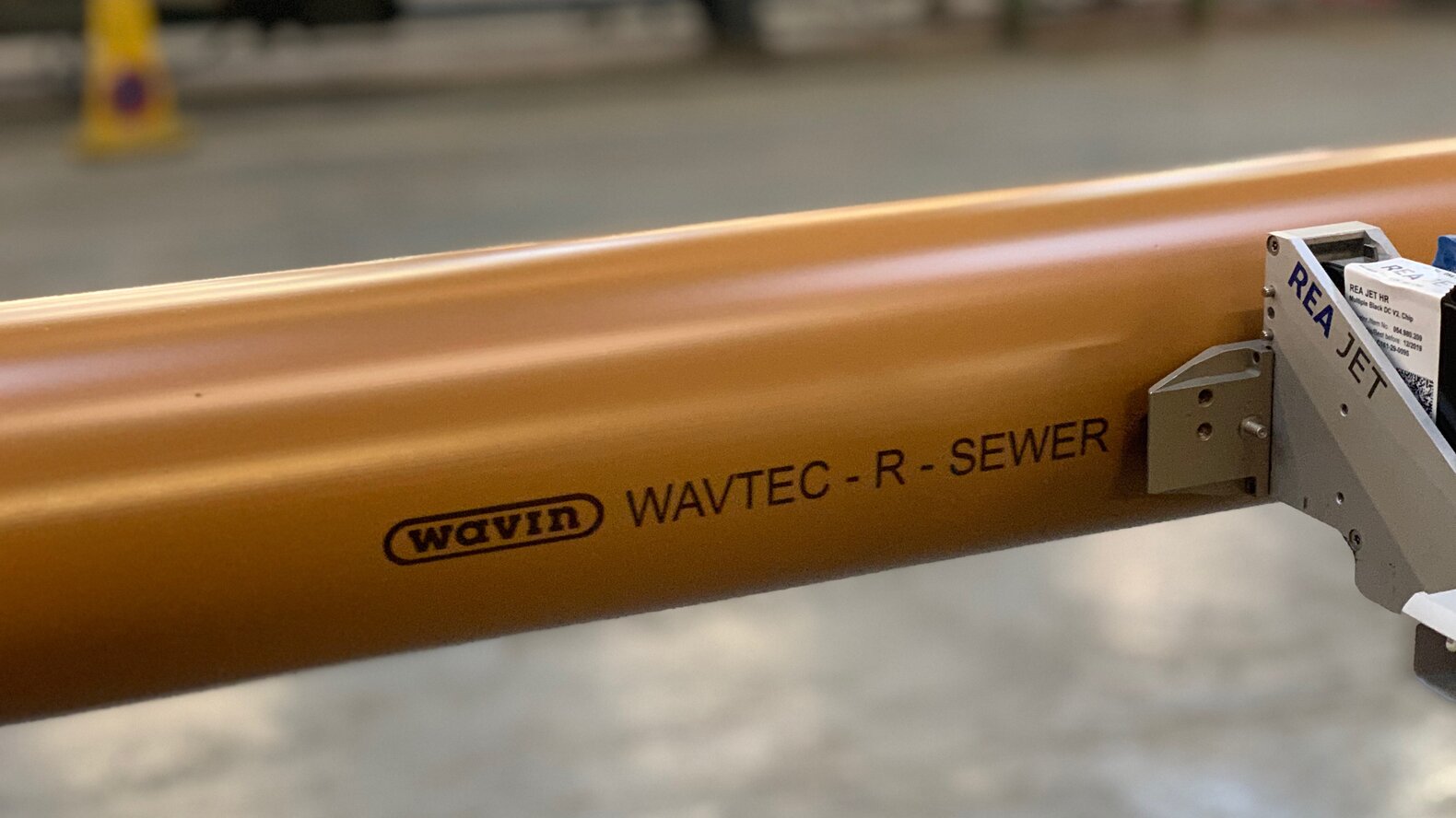 Plastics industry - Safely marking, labeling and verifying plastics