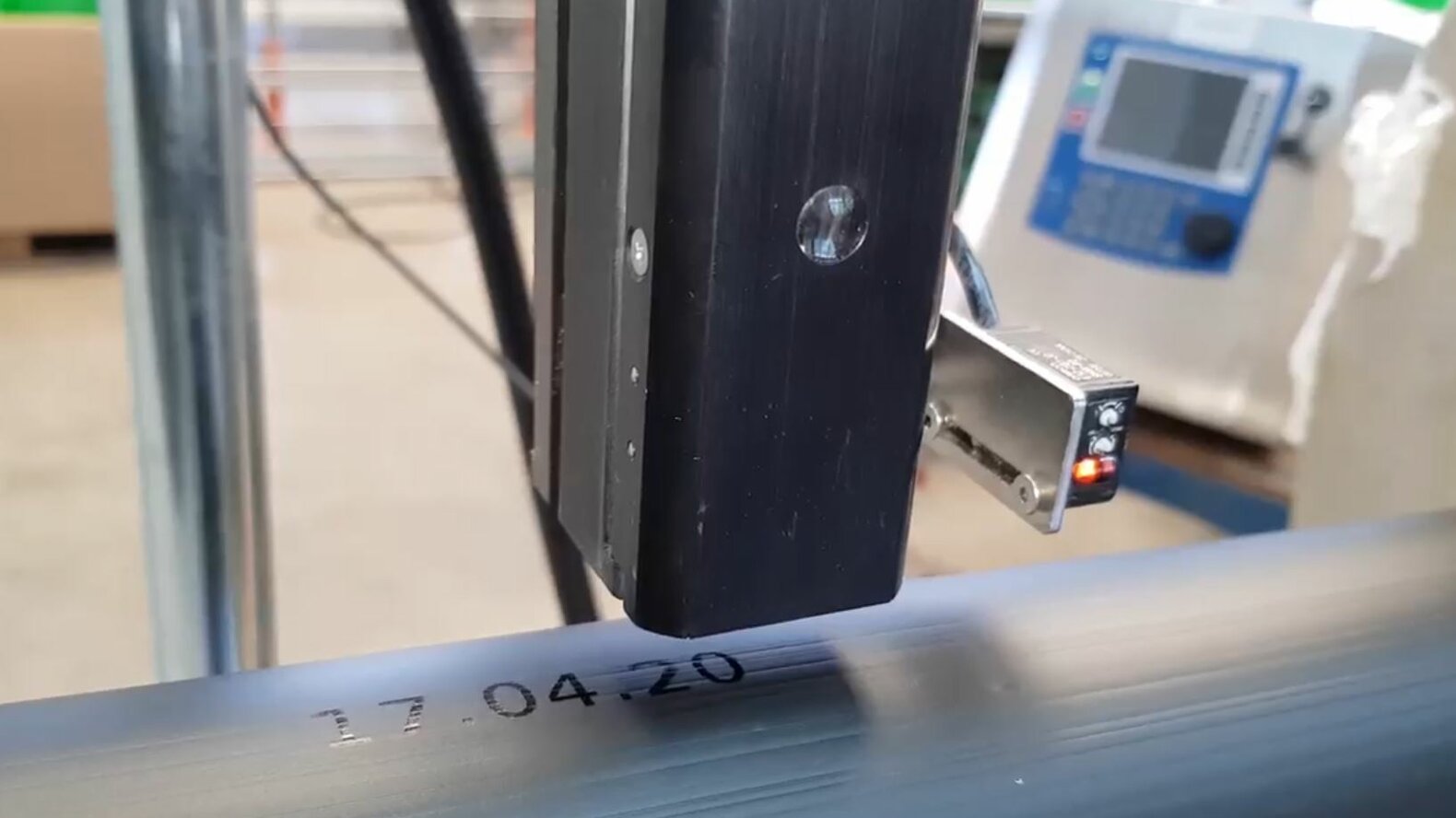 Plastics industry - Safely marking, labeling and verifying plastics