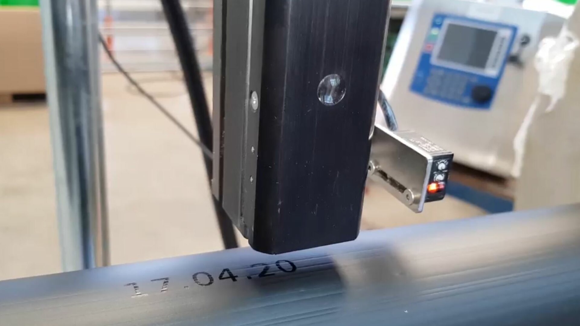 Plastics industry - Safely marking, labeling and verifying plastics
