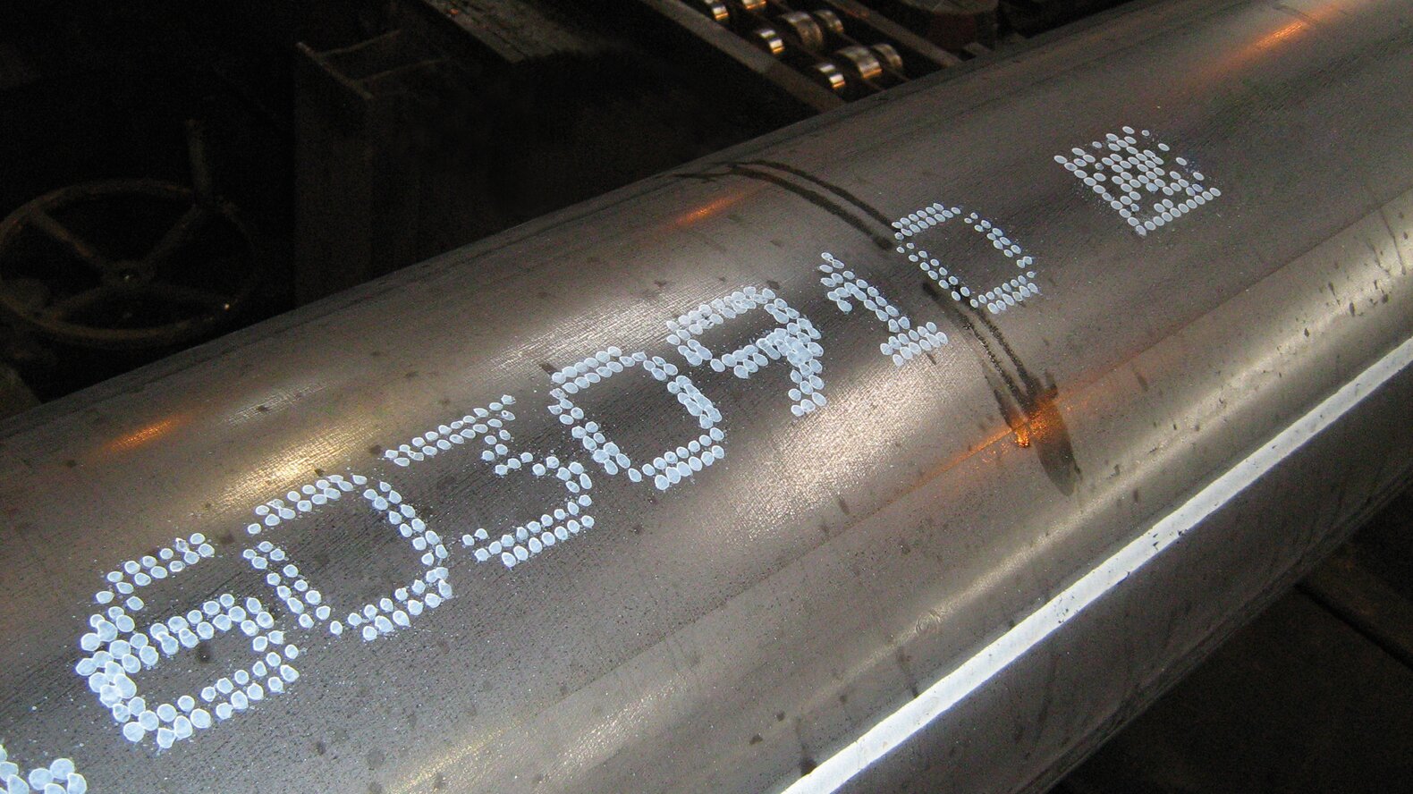 Steel marking and marking of metal