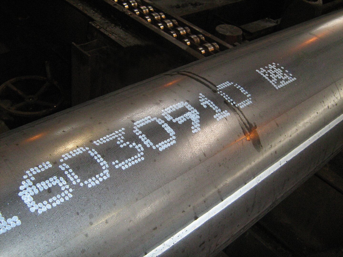 Steel marking and marking of metal