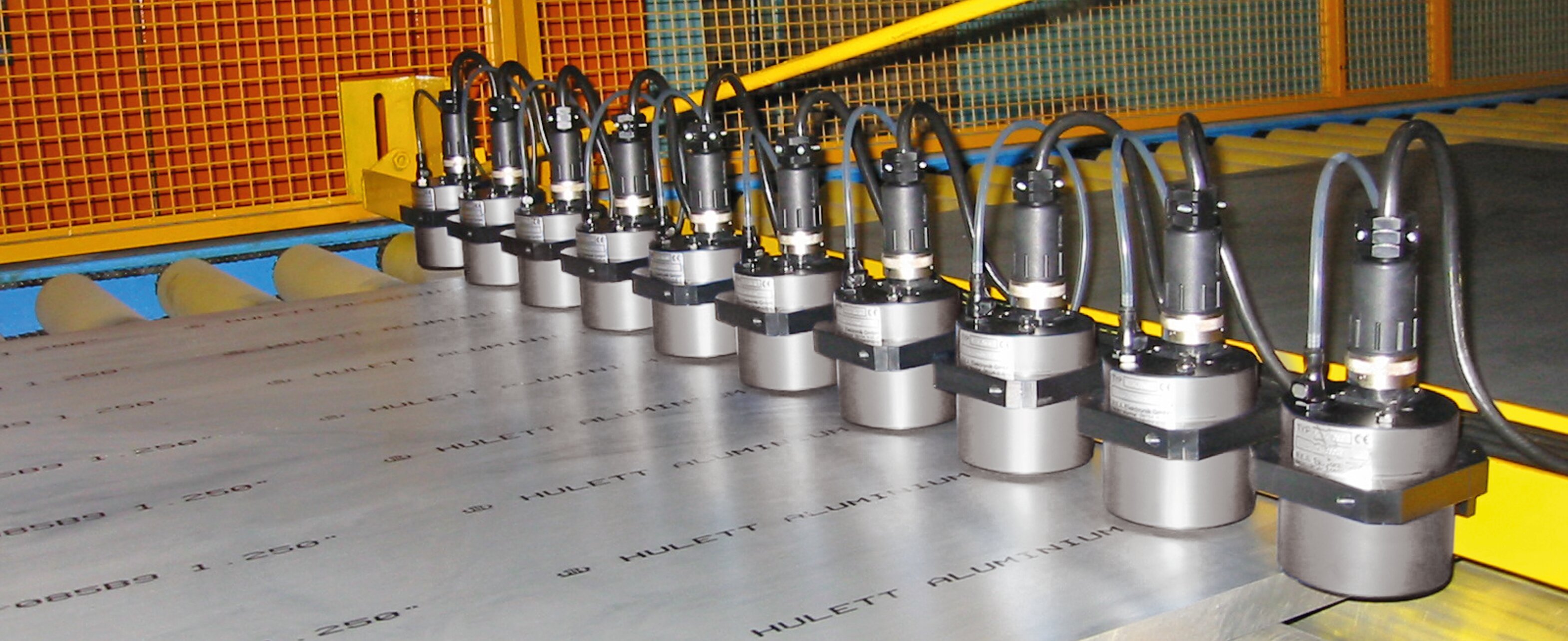 Steel marking and marking of metal