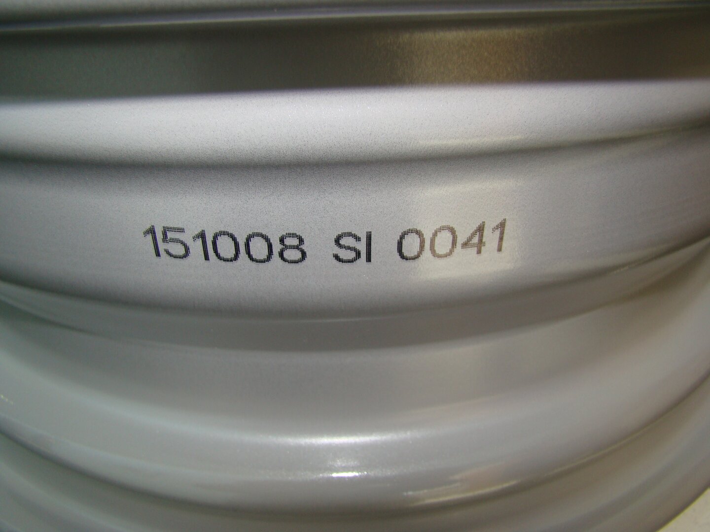 Steel marking and marking of metal