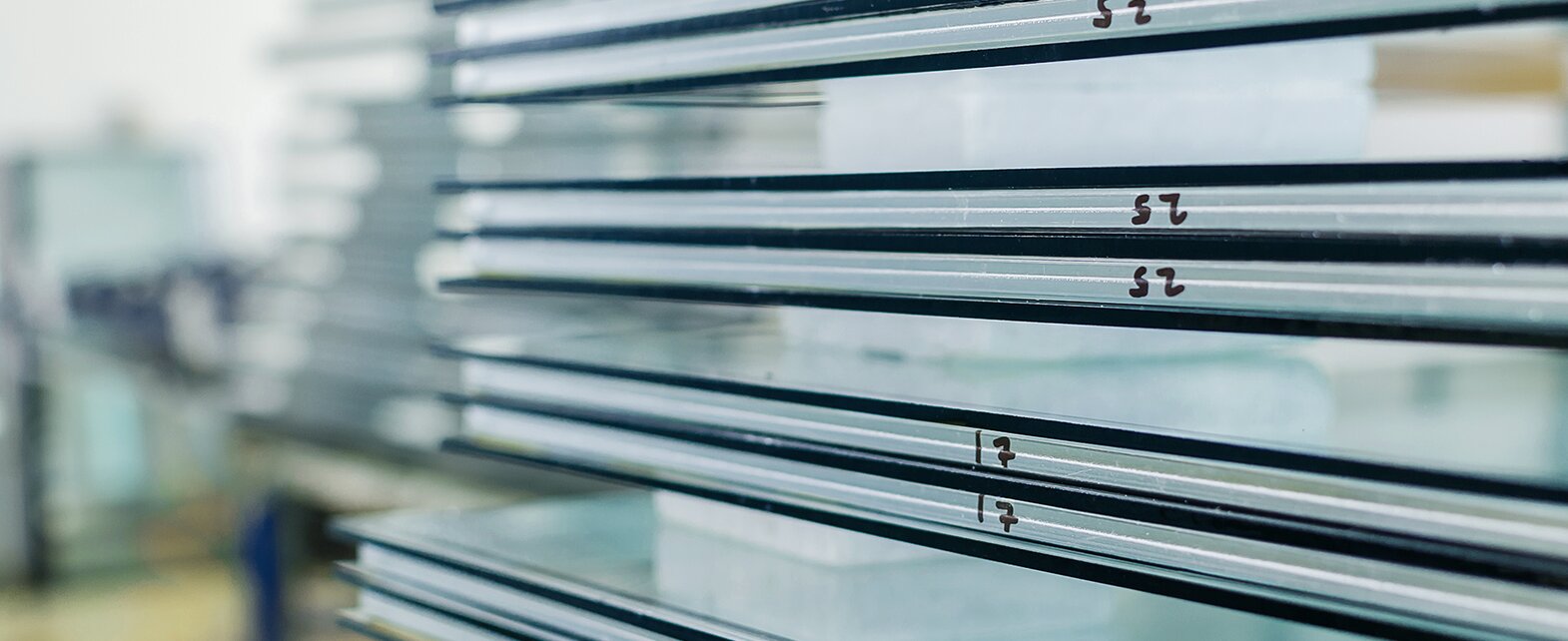 Verify code quality on glass surfaces