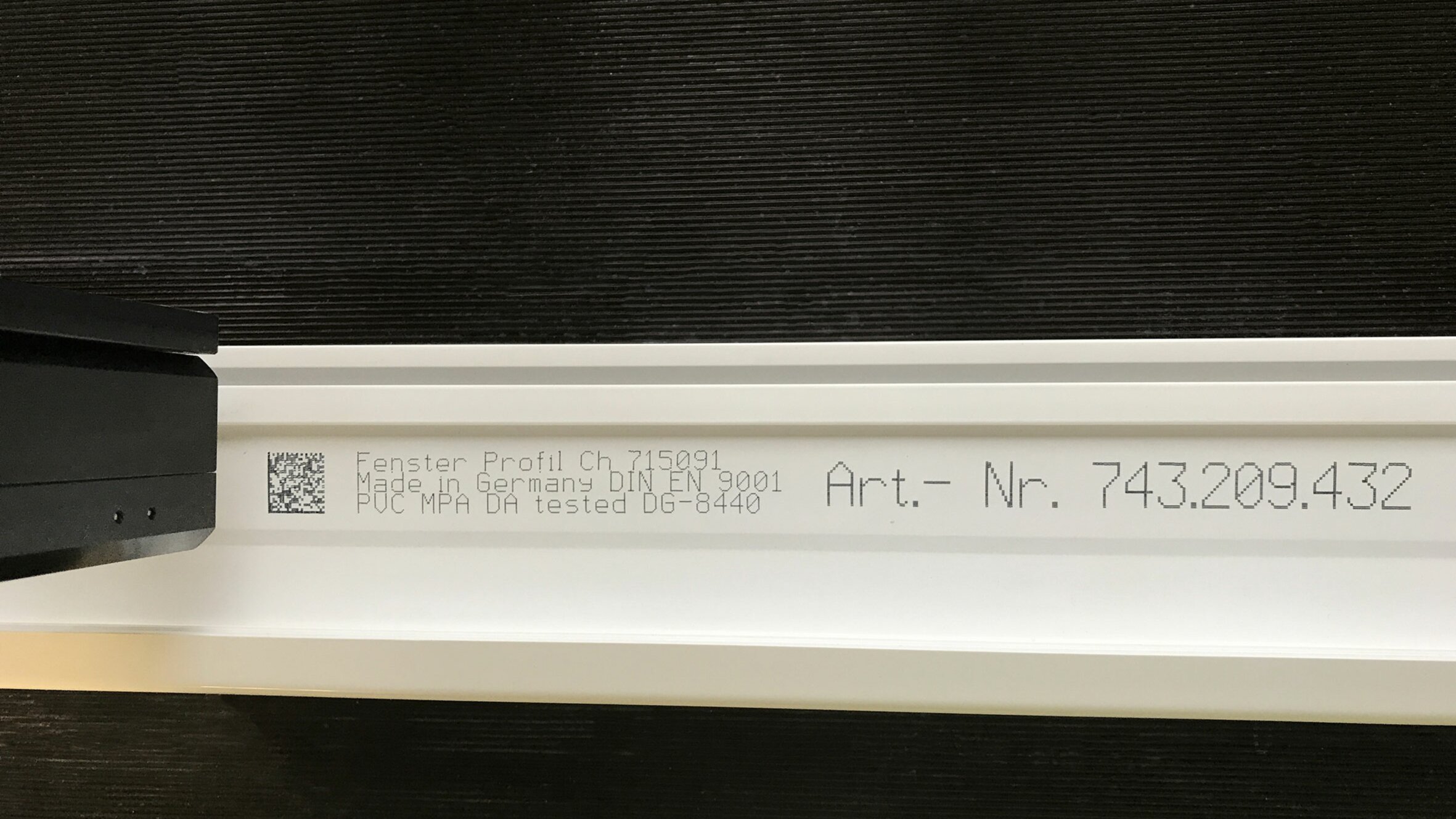 Verify code quality on plastic parts