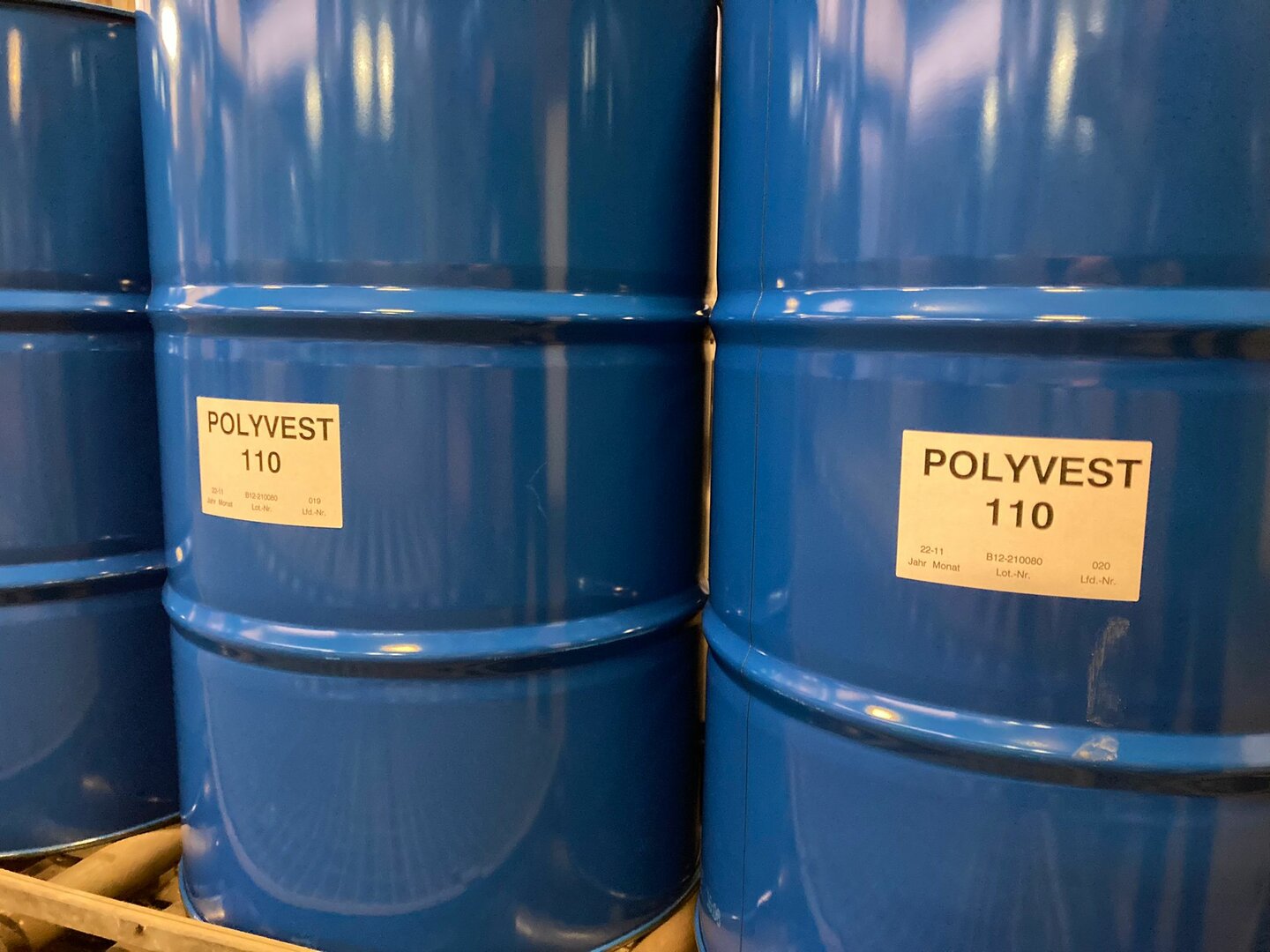 Labeling solutions for metal and steel surfaces