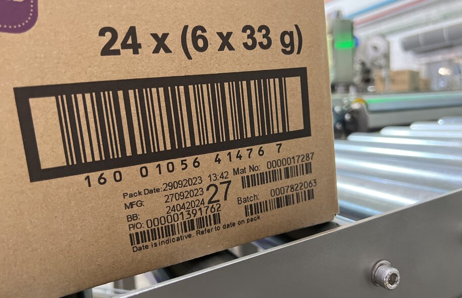 Marking, laser cutting, labeling and verifying paper and cardboard