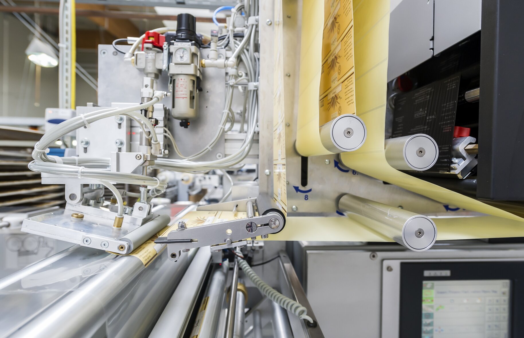 REA LABEL Special Engineering