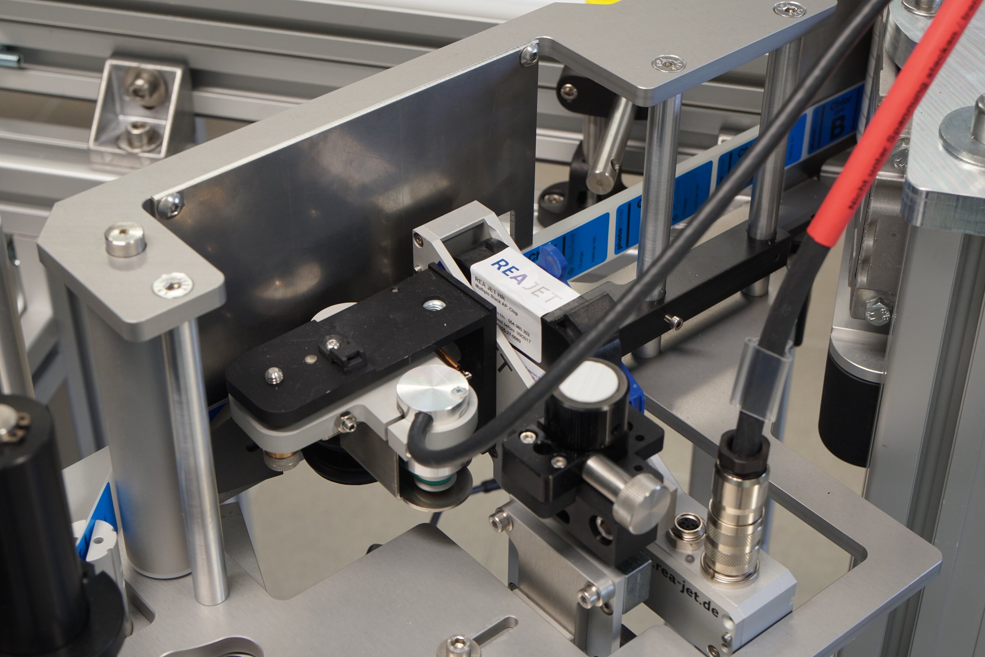 REA LABEL Special Engineering