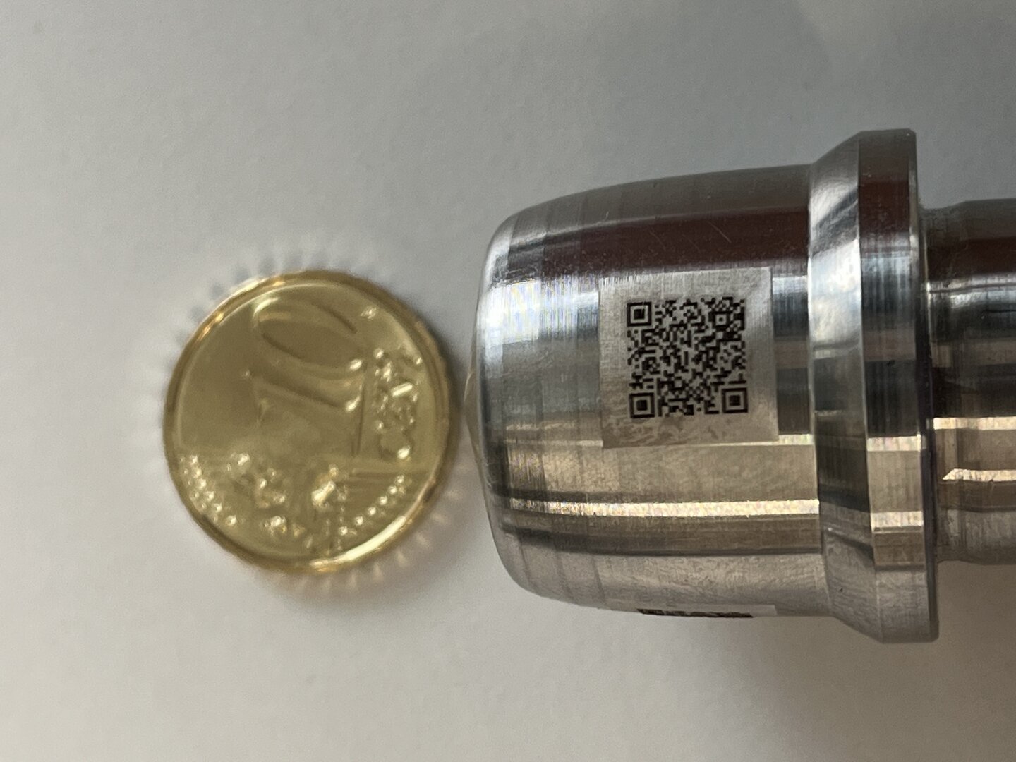 REA LASER LC400 laser cabin with REA LASER FL laser marking system